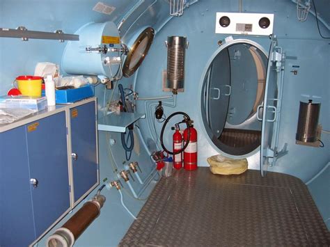 Caisson Hyperbare De Brest