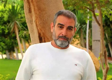 الفنان أحمد عبد العزيز يحرج أحد معجبيه فيديو شبابيك