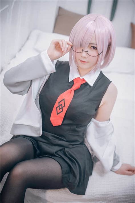 是本末末 全套写真资源