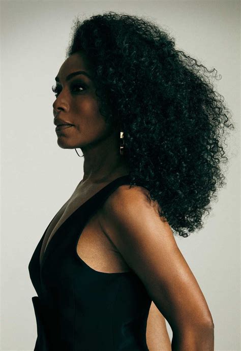 Angela Bassett Wallpapers 38 Images Wallpapercat