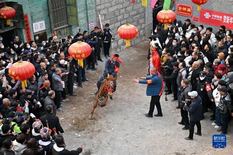 千年古村上演唐代“跑马排”中国乡村振兴在线国家乡村振兴信息门户