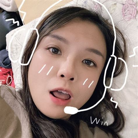 黃小莃 Cin794613 • Threads Say More 黃小莃 Cin794613 • Threads Say More