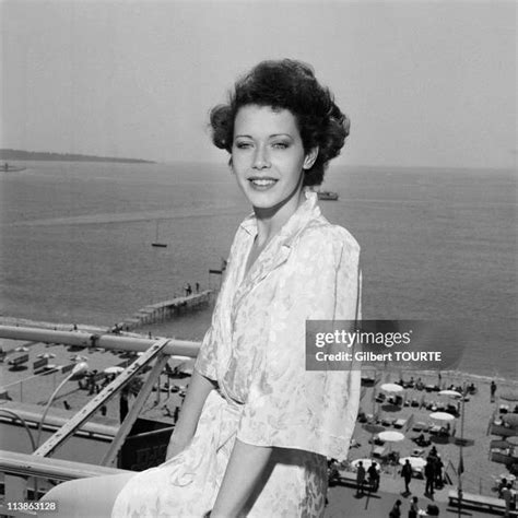 630 Photos Et Images Haute Résolution De Sylvia Kristel Getty Images