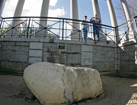 Heres What Plymouth Rock Looks Like During A King Tide