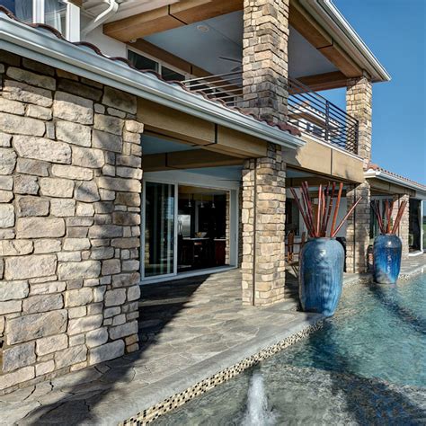 Stone Wall Cladding Roughcut® Autumn Leaf® Eldorado Stone