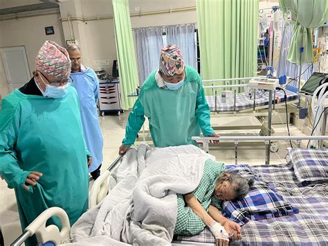 आमा बितेपछि मुख्यमन्त्री राईले भने ‘हजुरले जस्ताे बचाउन सकिएन