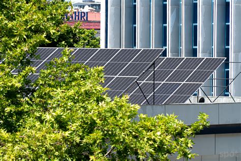 «Принуждение к установке солнечных панелей противоречит закону — Минэнерго Spot