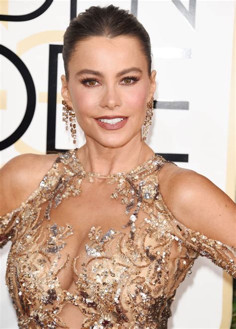 Sofia Vergara Golden Globe Awards In Beverly Hills 0108 2017