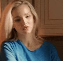 Dove Cameron GIF Dove Cameron Discover Share GIFs