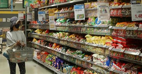 사진 물가 상승 지속 라면·과자 등 가공식품 가격 인상