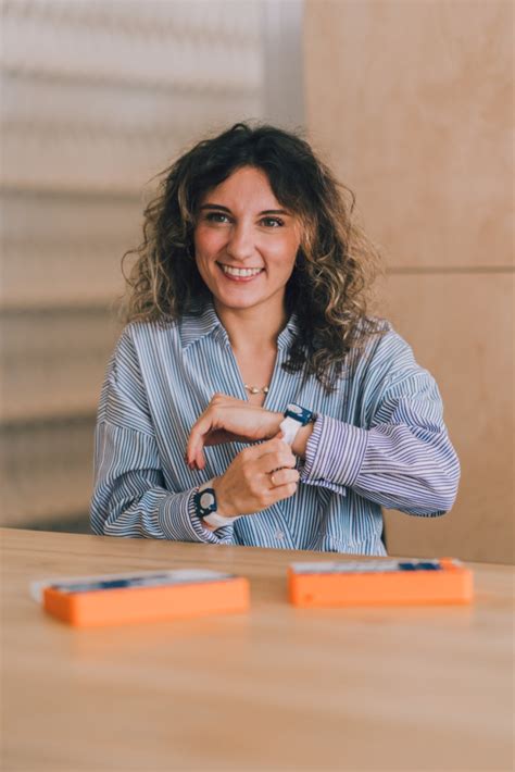 Oncue Empowering People Living With Parkinson Designwanted