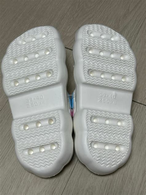 시나모롤 50주년 크록스 후루츠패밀리