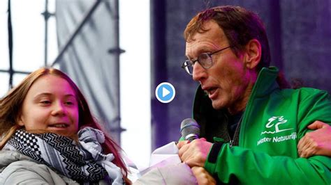 पर्यावरण चळवळीच्या माध्यमातून राजकीय भाषण ग्रेटा थनबर्गच्या हातातील