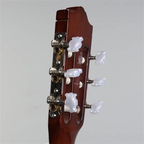YAMAHA CS-40, gitarr