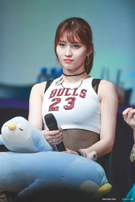 Momo Scrolller Momo Scrolller