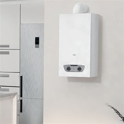 Ariston Fast R 10 Liter Instan Water Heater Gas LPG Pemanas Air - Sadar ...