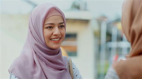 Susan Sameh Tampil Berhijab Di Wedding Agreement Season 2