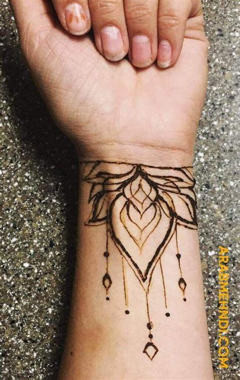 50 Wrist Mehndi Design Henna Design August 2019 Wrist Henna