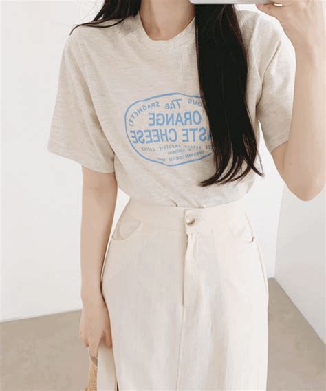 영문나염 면티 반팔티 여름반팔 기본반팔티 코튼 세미루즈핏 레터링 베이직템 휘뚜루마뚜루 10대추천 20대추천 심플 데일리룩 팔뚝커버 라운드넥 5부소매 도서관룩 프린팅 S00317