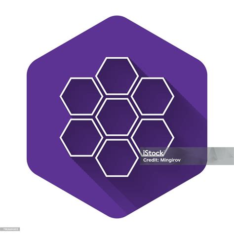 긴 그림자로 격리 된 흰색 허니콤 기호 아이콘입니다 꿀 세포 기호입니다 달콤한 천연 식품 보라색 육각 버튼 벡터 일러스트레이션