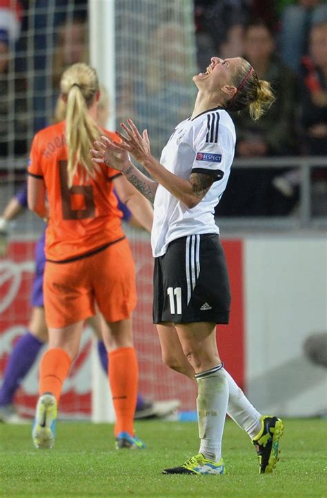 Frauenfußball Em Fußball Frauen Zum Em Auftakt Gegen Die Niederlande Torlos Sport