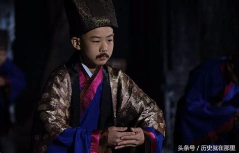 上聯曹子建七步成詩少年白居易沉默一會說我已經對出來了 每日頭條