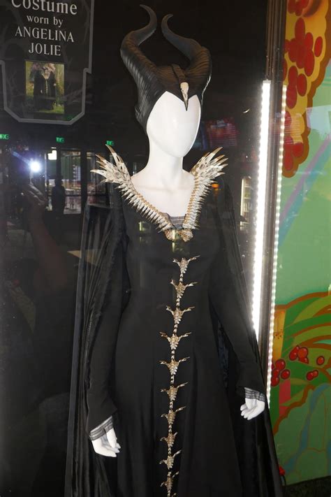 Hollywood Movie Costumes And Props Angelina Jolie And Elle Fanning