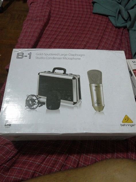 Behringer B1 microphone (Gold sputtered large diaphragm condenser ...