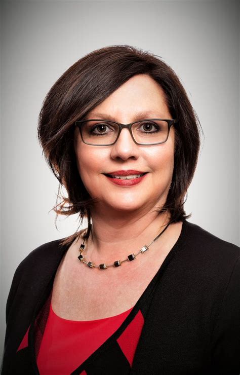 Titans Of Tourism Lisa Simon