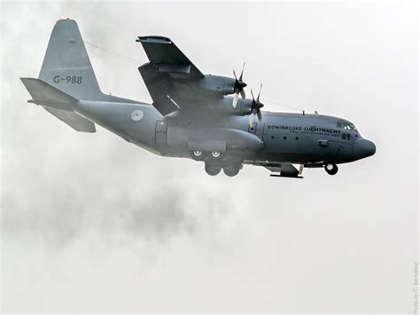 무료 이미지 비행기 차량 공기 호스 네덜란드 C130 헤라클레스 콘 킨리 켈 룩트 마흐트 Nl 르우와 르덴 프리들 랜드 수비 루치 매 트다 젠