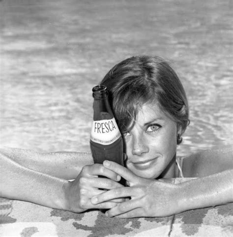 30 Fabulous Portrait Photos Of Jan Smithers In The 1960s And 70s