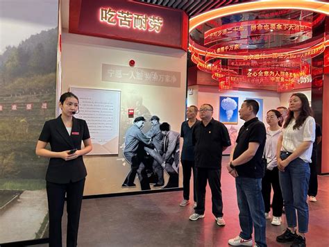 含光校区管理处赴西安市劳模精神展示馆开展主题教育 陕西青年职业学院