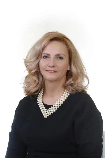 Сегодня 7 мая с Днем Рождения мы поздравляем учителя информатики