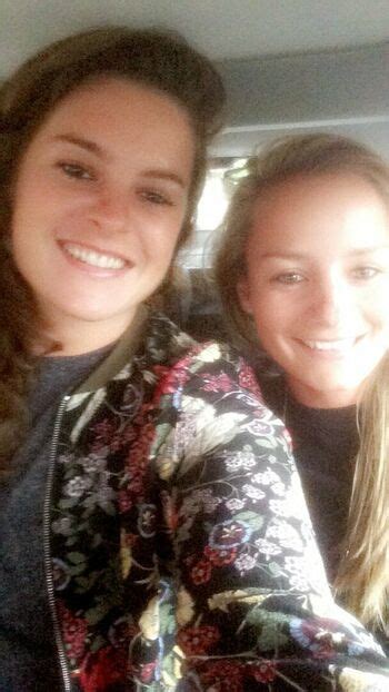 Danielle Wyatt And Jennifer Beattie Danniwyatt28 Nude Onlyfans The