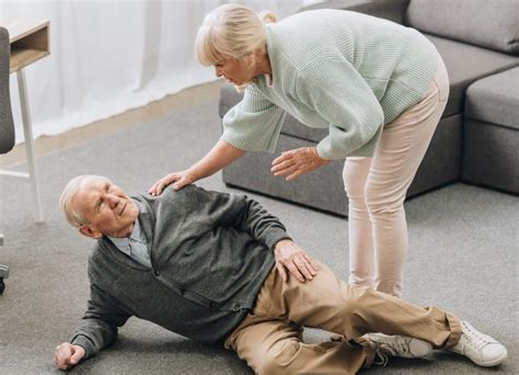 Help Your Elderly Loved One Regain Confidence After A Fall