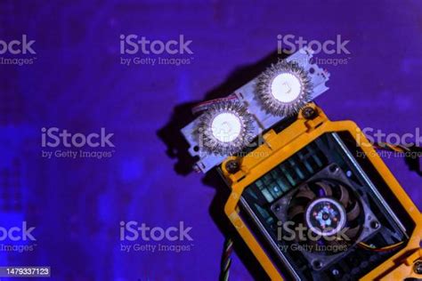 줄기 로봇 로봇 공학 및 전자 공학흐린 칩 Arduino 플랫폼 Diy 로봇 공학 아이들을 위한 Stem 교육 공간을 복사합니다