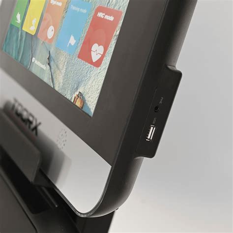 Професионална фитнес трака за трчање Toorx Trx 3500 Tft