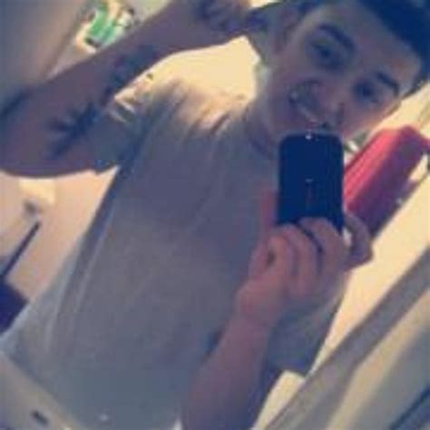 Stream Antonio Leonides Music Listen To Songs Albums Playlists For