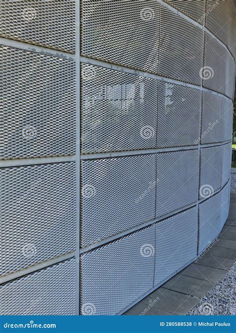 Steel Cladding Of A Building With A Expanded Metal Lattice Structure