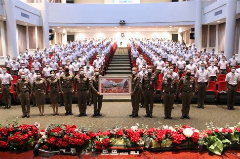 วันที่ 23 พฤศจิกายน 2564 เวลา 18 30 น พลตำรวจโท ต่อศักดิ์ สุขวิมล ผู้ช่วยผู้บัญชาการตำรวจ