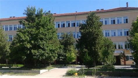 Гордост Ученици от Монтана са на финал на най голямото състезание по английски език в света