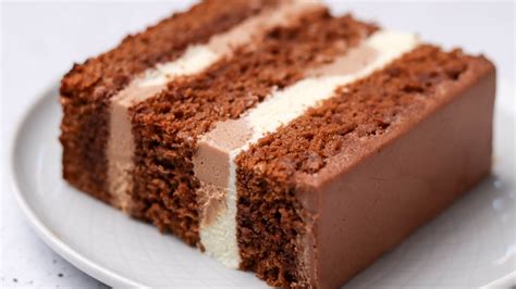 Торт ТРИ ШОКОЛАДА по новому Бисквит с шоколадом крем с шоколадом взбитый ганаш ШОКОЛАДНЫЙ