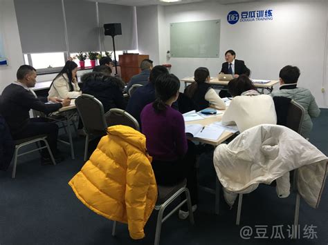 上台演讲紧张小技巧有哪些 哔哩哔哩