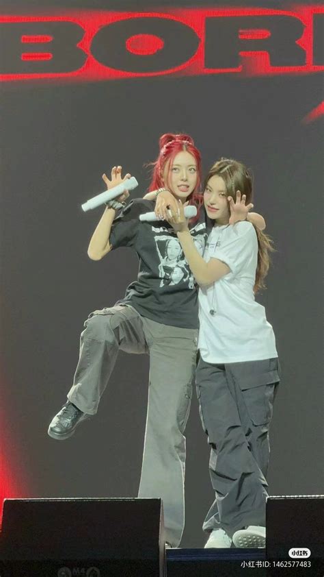 Pin By ☆~camille~☆ On Itzy In 2025 Itzy Pop Photos Drama Memes