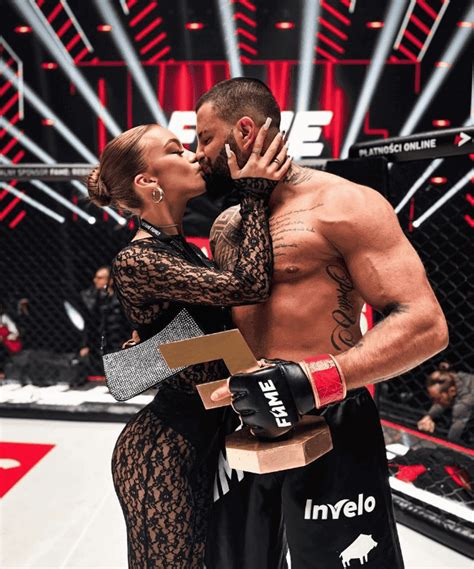 Wojtek Gola Jest Biseksualny Orientacja Gwiazdy Fame Mma Świat Gwiazd