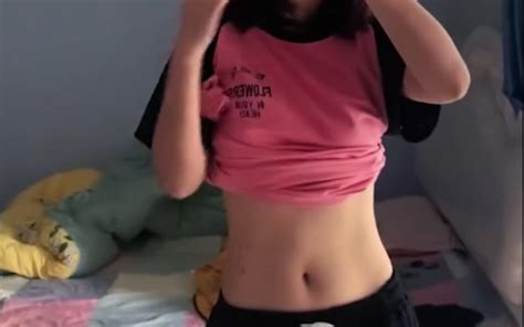 这么好的身材 我想说两点 爱豆豆成长日记 爱豆豆成长日记 哔哩哔哩视频