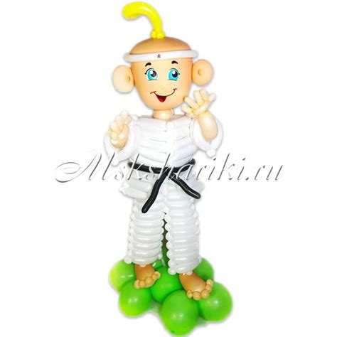 Купить Фигура из шаров Каратист в Москве МСКшарики