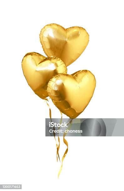 비행 황금 심장 모양의 공기 풍선 흰색 배경에 격리 풍선에 대한 스톡 사진 및 기타 이미지 풍선 하트 모양 금 금속 Istock