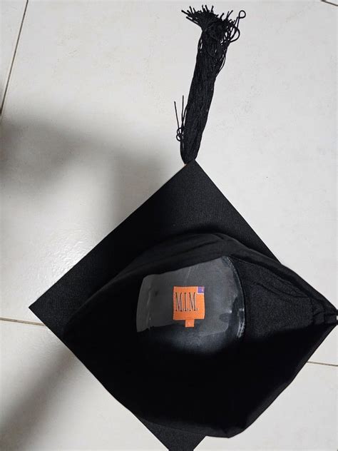 Smu Scis Graduation Gown Rental Full Set Mens Fashion Coats