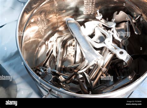 Colposcop In Sterilizer Equipment Vaginal Speculum For Pap Smear